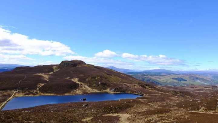 Kinloch Hourn to Barisdale Bay along Loch Hourn - Love from Scotland