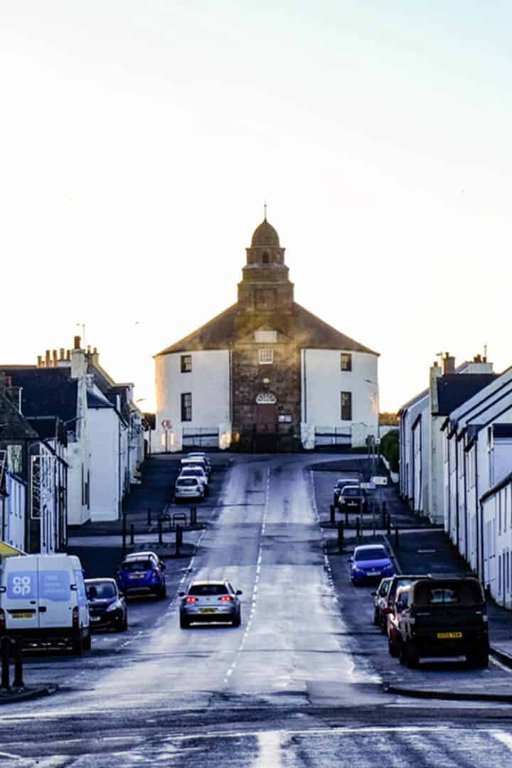 Fall in love with the Isle of Islay - whisky, wildlife and waving!