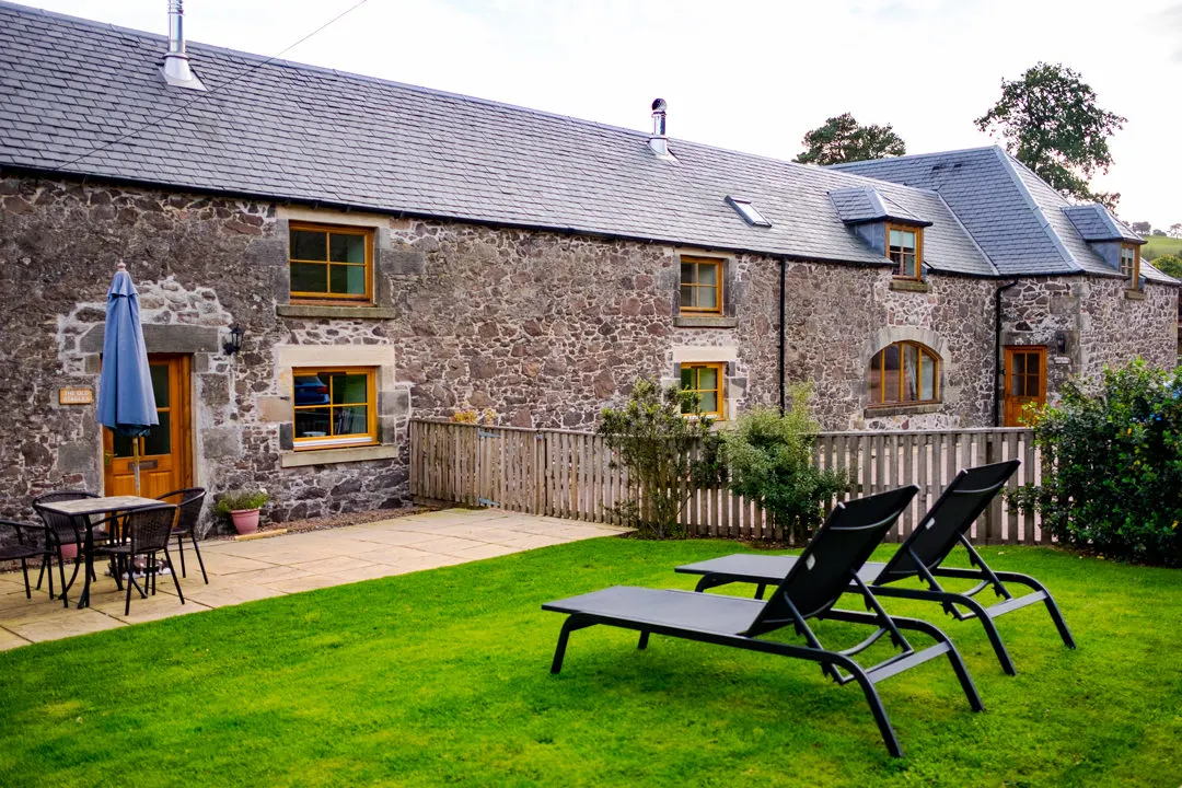 Self catering Fife - explore Fife from your cosy cottage at Newhill Farm