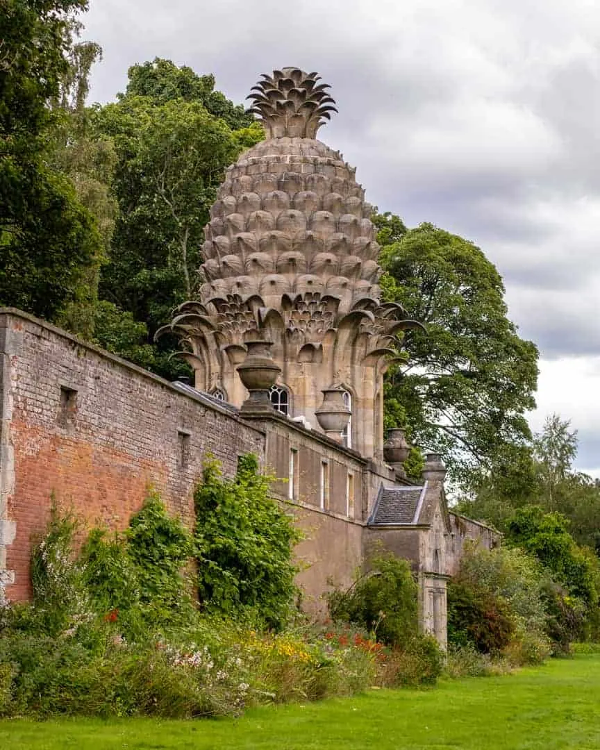 The Dunmore Pineapple and Dunmore Estate, Outlander Scotland