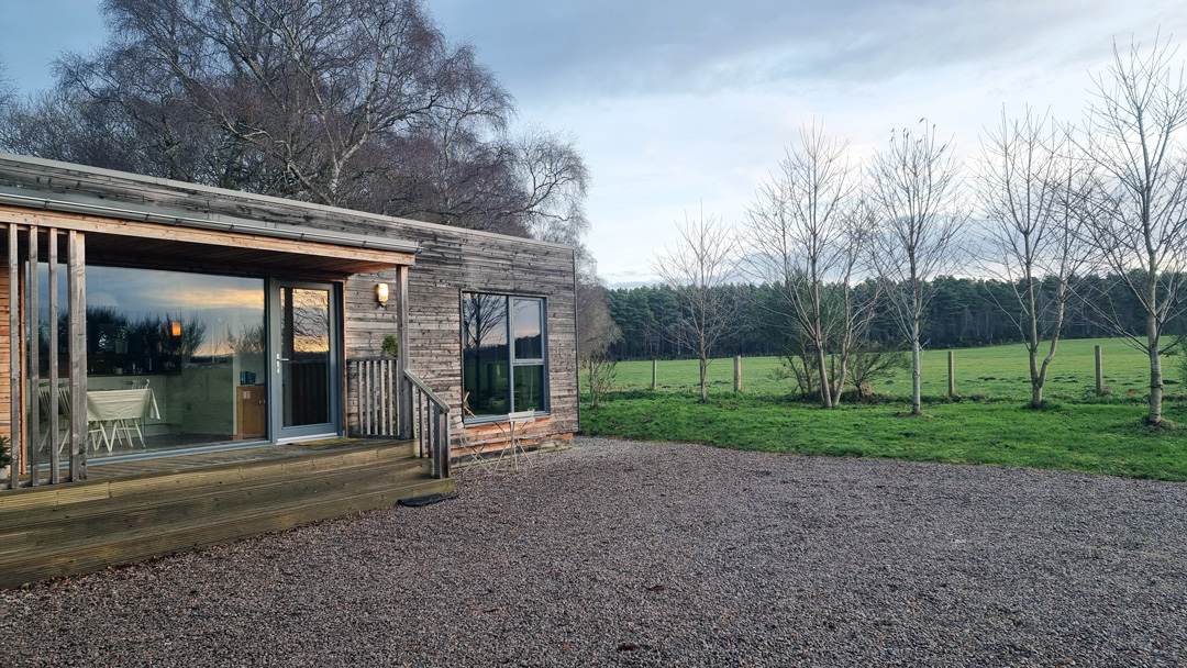 Cabin-in-Speyside-Cublin-Edge - Love from Scotland