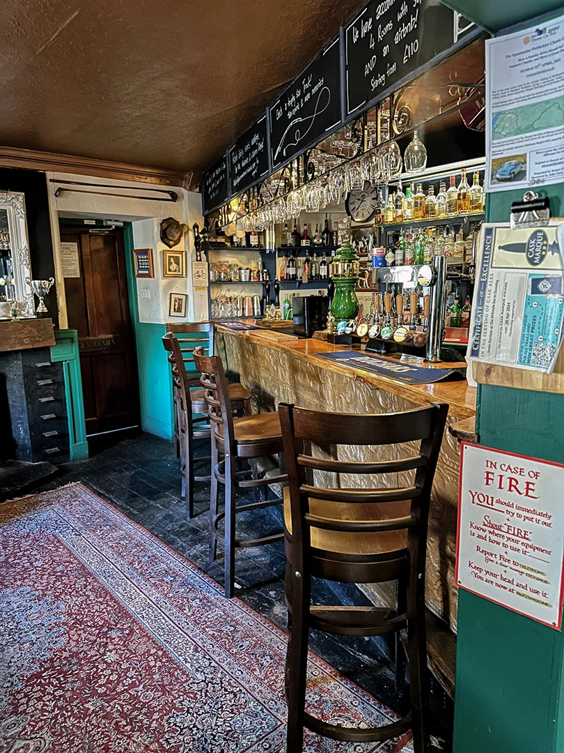 The Kirkstyle Inn, Dunning, Perthshire - Love from Scotland